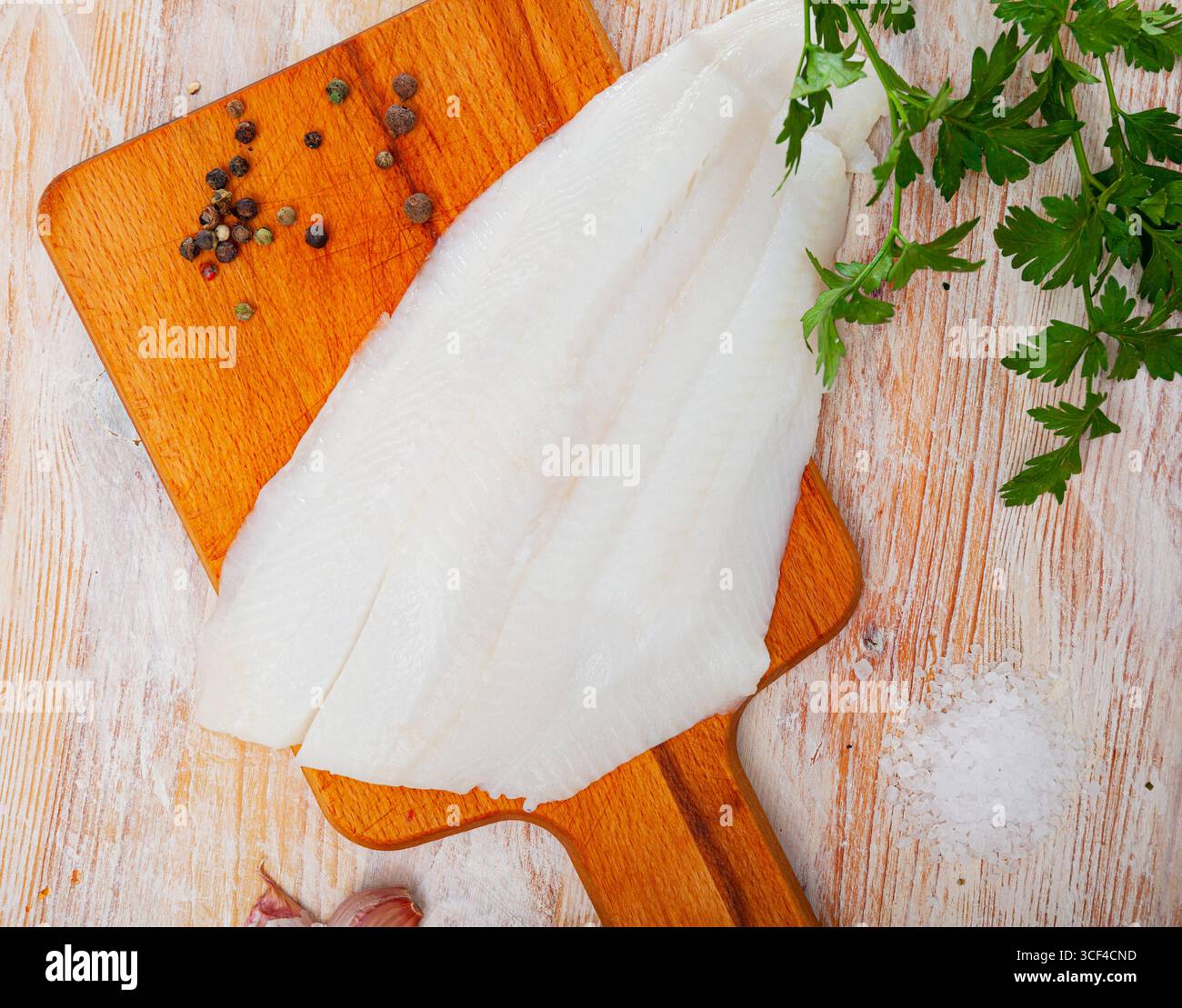 Atlantic halibut fish raw hi-res stock photography and images - Alamy