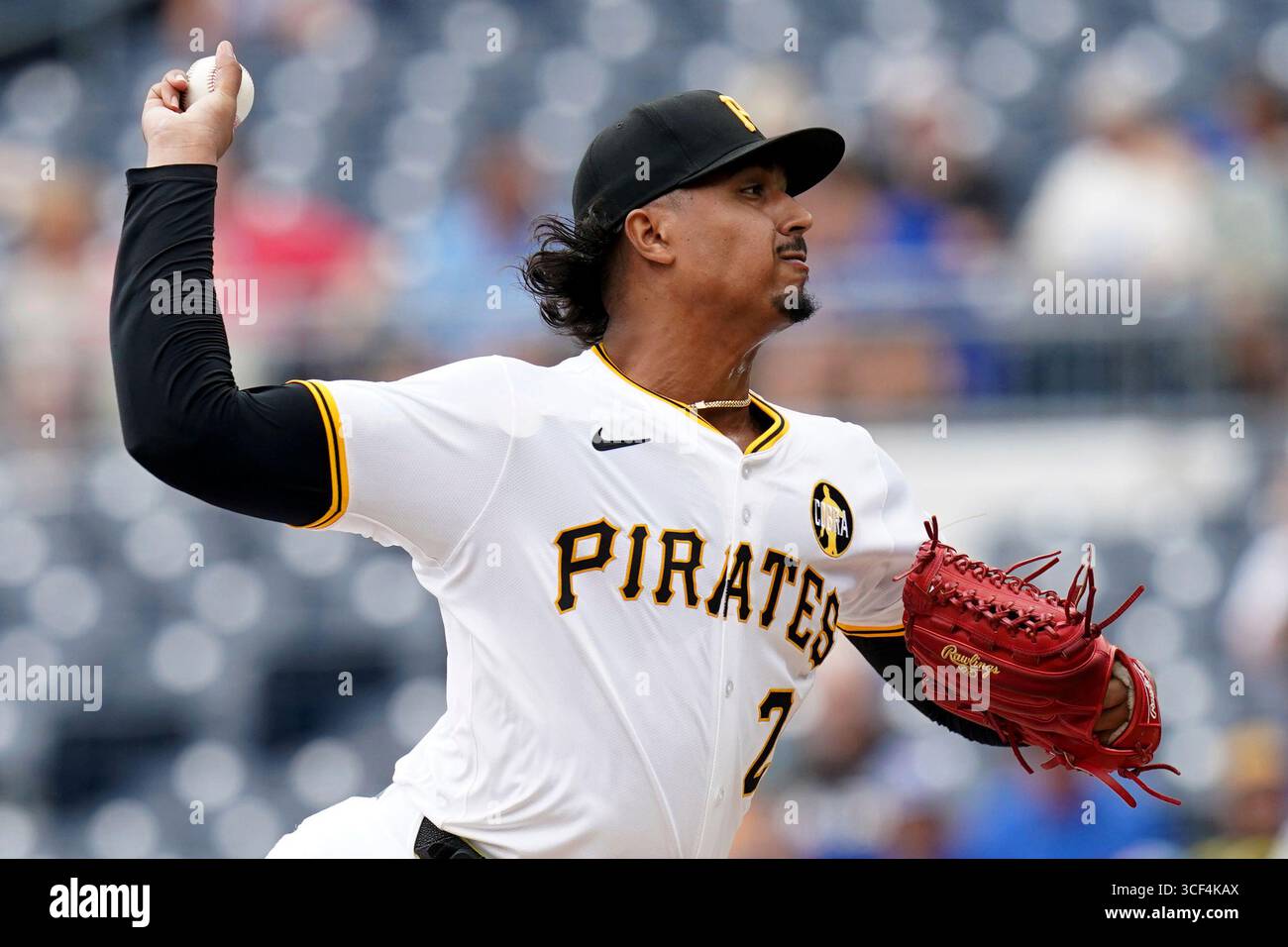 Pittsburgh Pirates pitcher Johan Oviedo delivers during the first ...