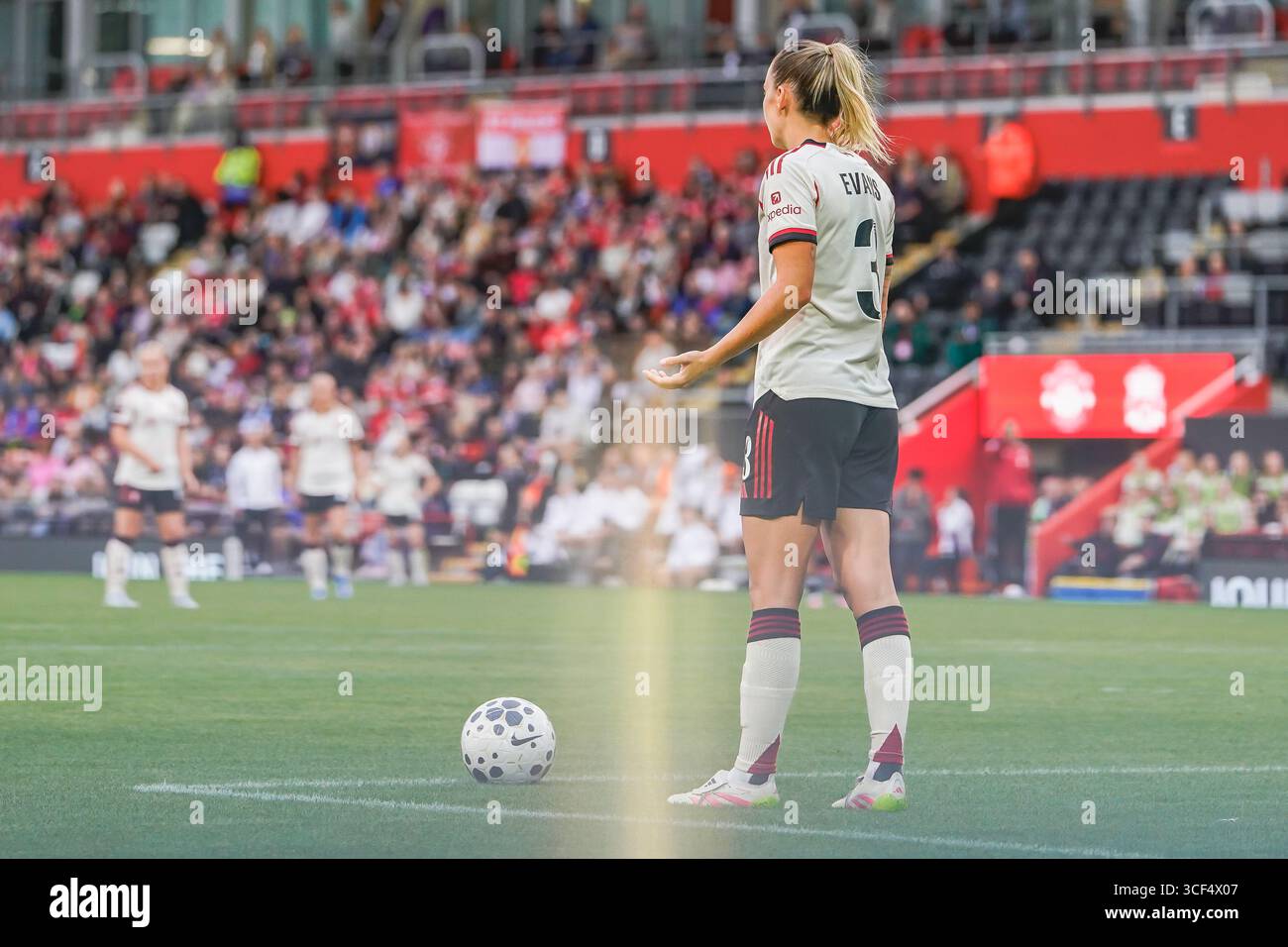 LEIGH, ENGLAND - August 20: Gemma Evans of Liverpool FC taking the goal ...