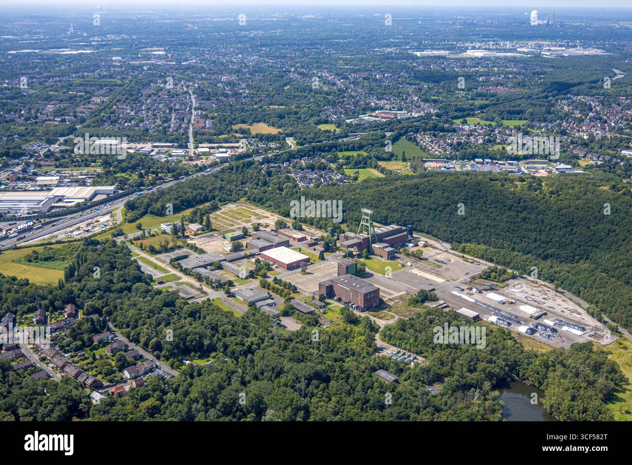 Luftbild, Fördergerüst und Bergwerk Prosper Haniel, Fuhlenbrock ...