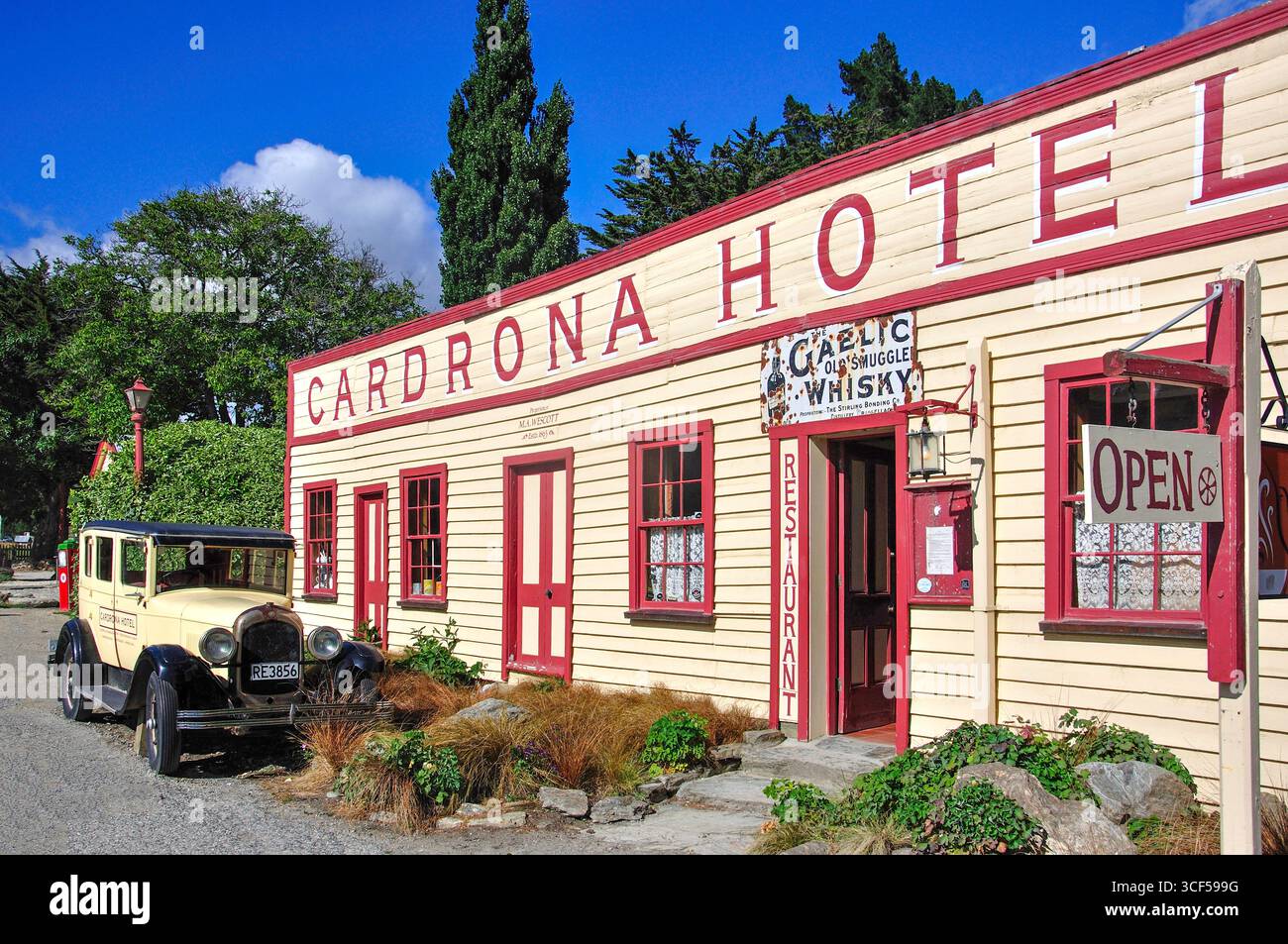 Historic Cardrona Hotel, Cardrona, Otago Region, South Island, New ...