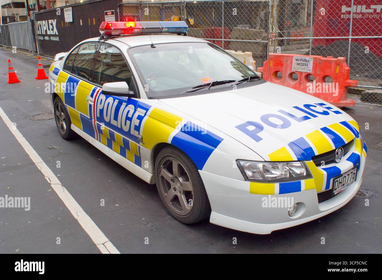 Auckland city police car Stock Photo - Alamy