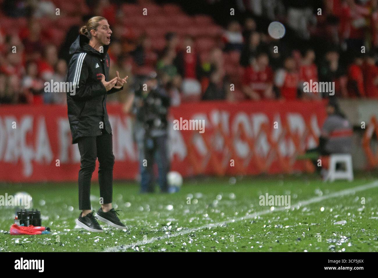 Beira-Rio Stadium Filipe Luis, Flamengo coach, during the match between ...