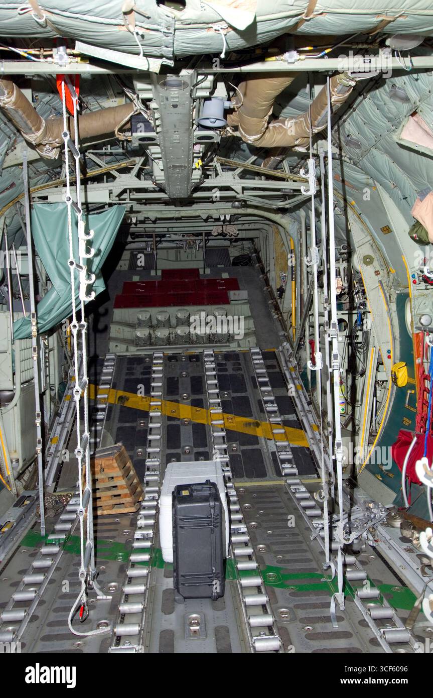 Lockheed HC-130H Hercules, Coast Guard Air Station Barbers Point, Oahu ...