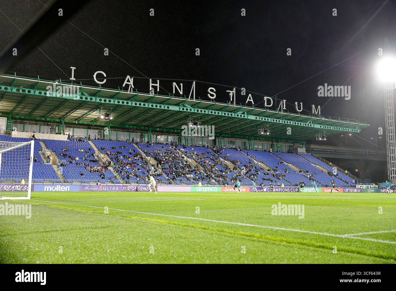 The gotham cup hi-res stock photography and images - Alamy