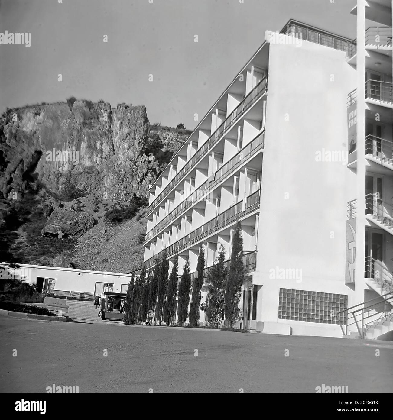 A residential building of the 'Lazurny' pioneer camp in 'Artek ...