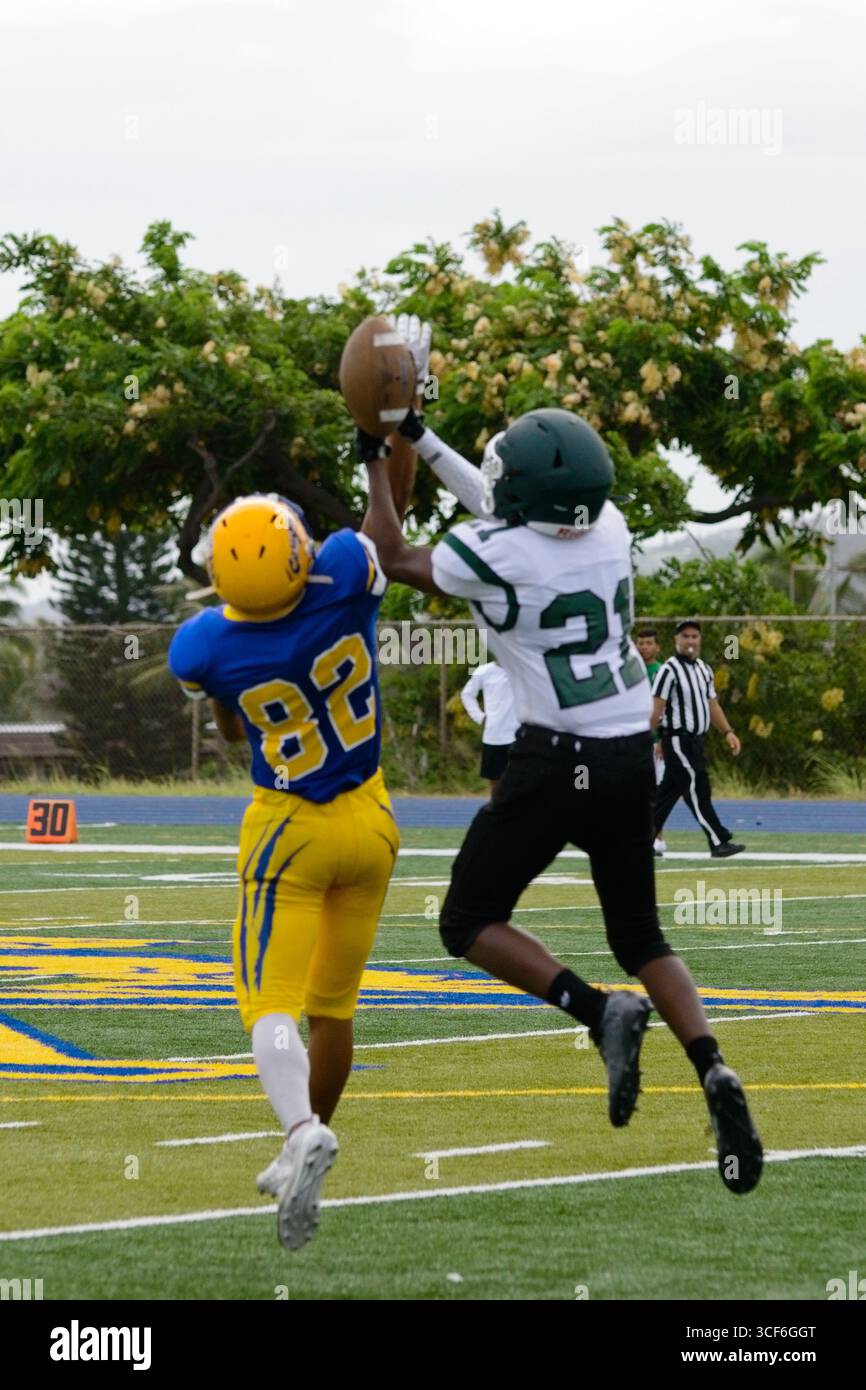 Intense football coverage hi-res stock photography and images - Alamy