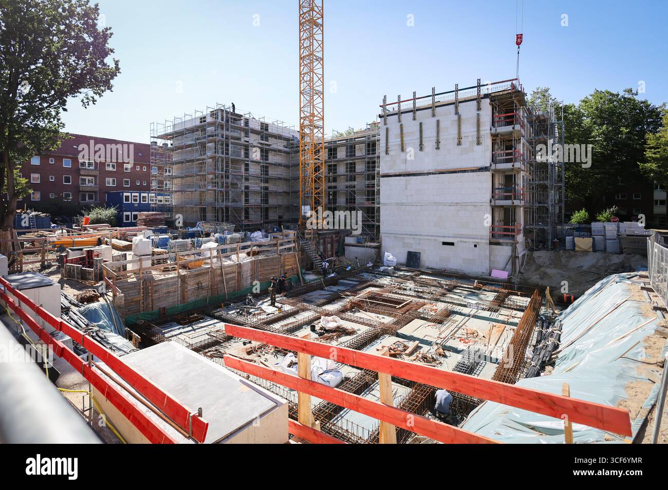 Hamburg, Germany. 21st Aug, 2025. The construction site for a further ...