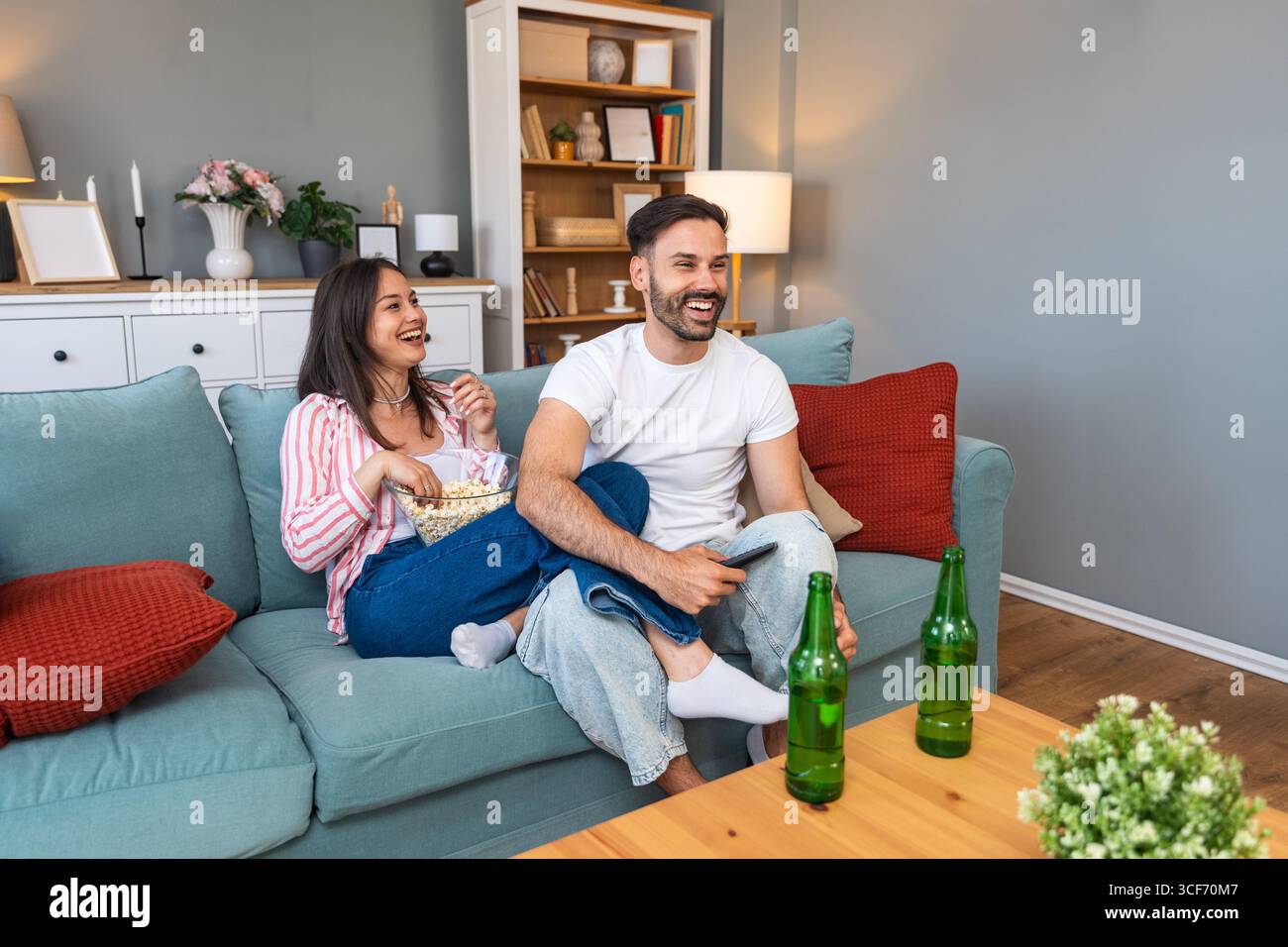 Popcorn ritual hi-res stock photography and images - Alamy