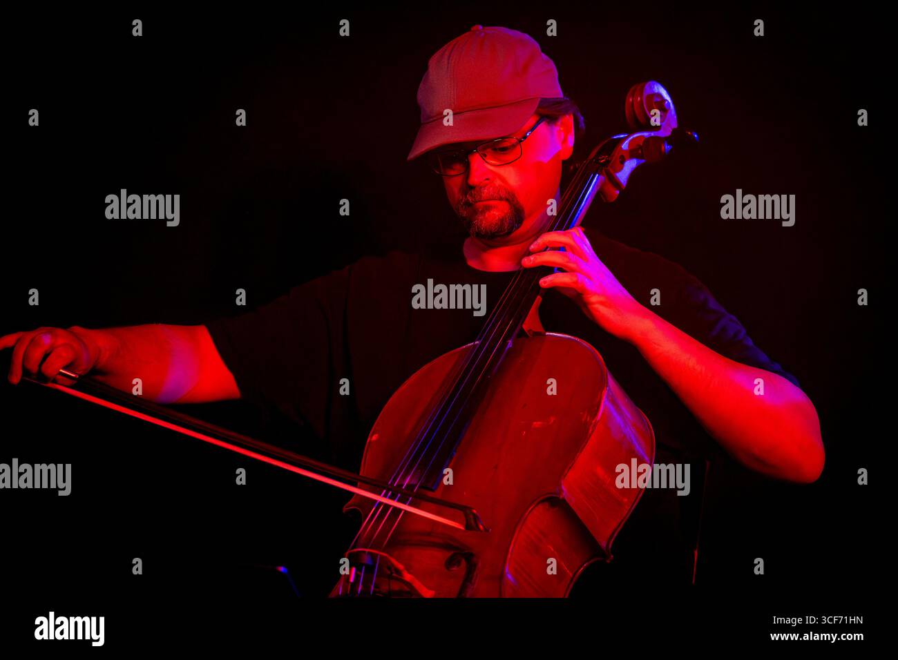 Throwing muses 2025 hi-res stock photography and images - Alamy