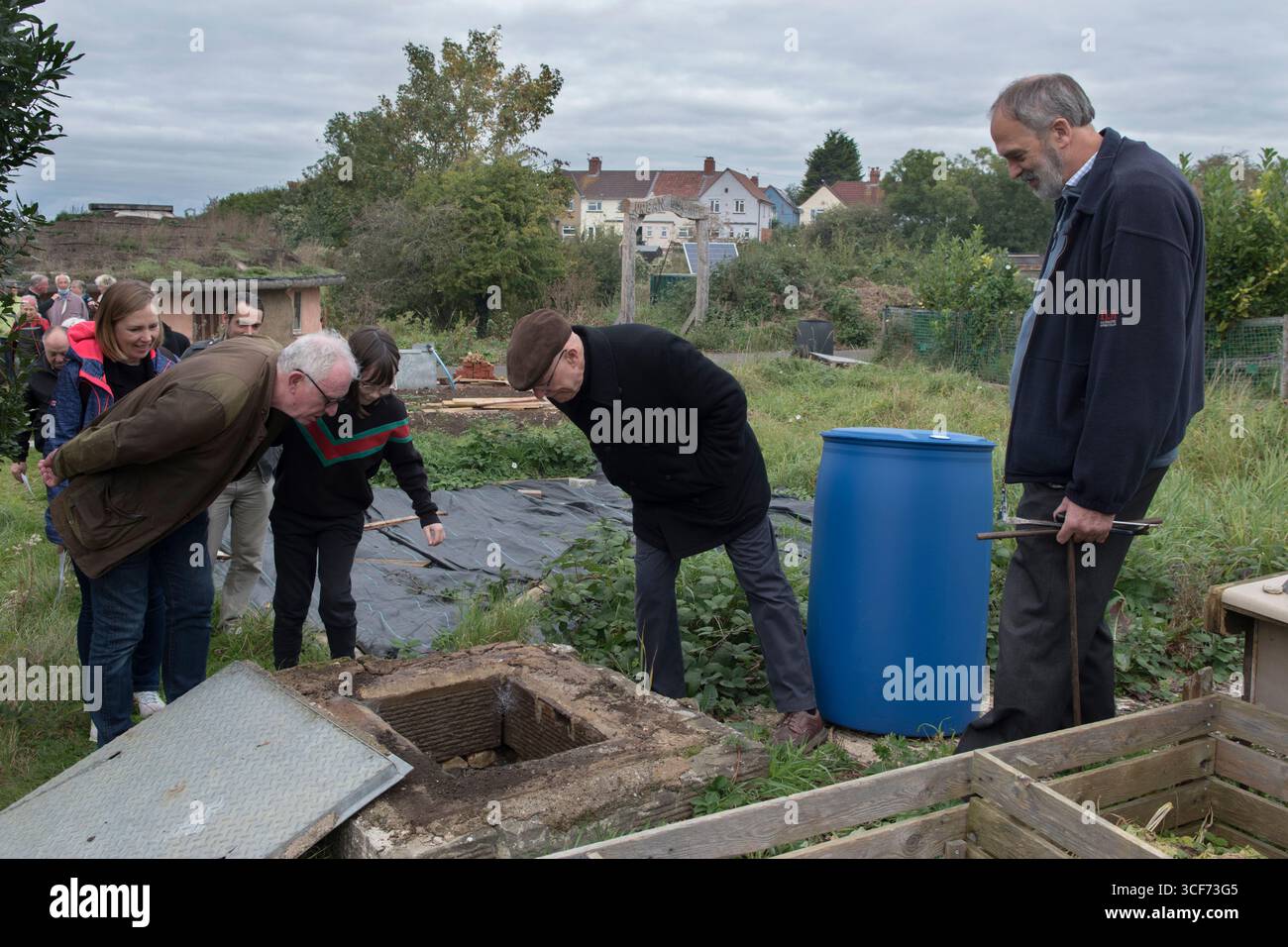St Mary Redcliffe, Fresh Water Pipe Walk, Bristol. The Priest ...