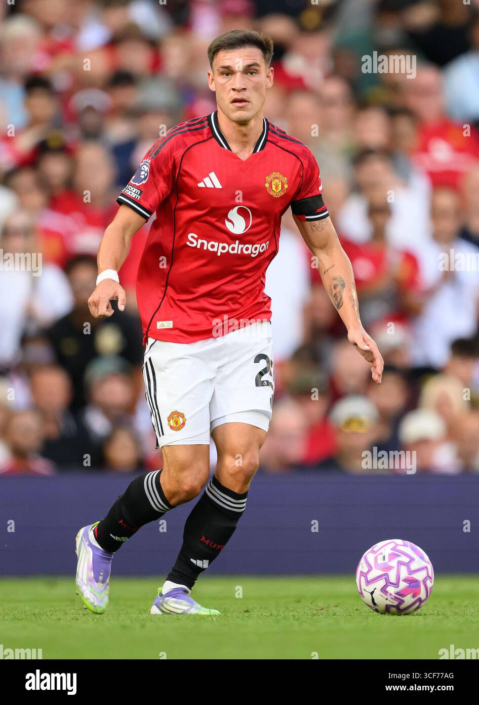 Manuel ugarte manchester united 2025 hi-res stock photography and ...
