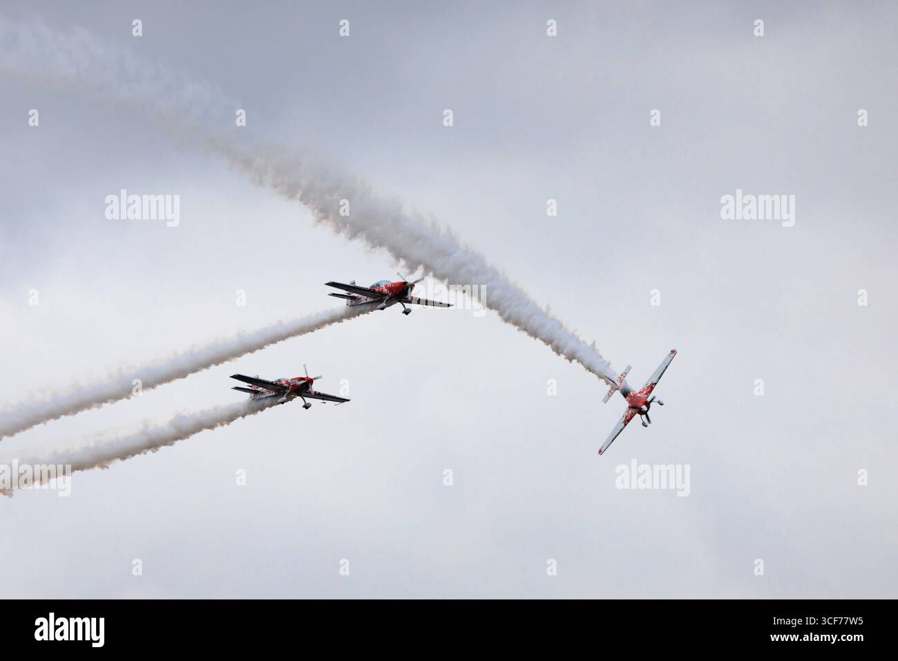 Mark Jefferies Global Stars Air Show Team, Extra 300 aerobatic aircraft ...