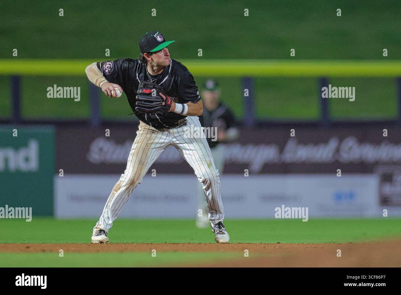 Kannapolis, NC: Kannapolis Cannon Ballers shortstop Bryce Eblin (1 ...