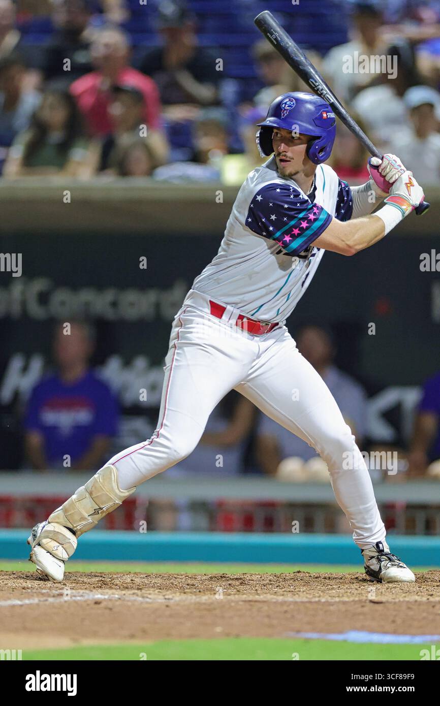 Kannapolis, NC: Kannapolis Cannon Ballers right field Nathan Archer (4 ...