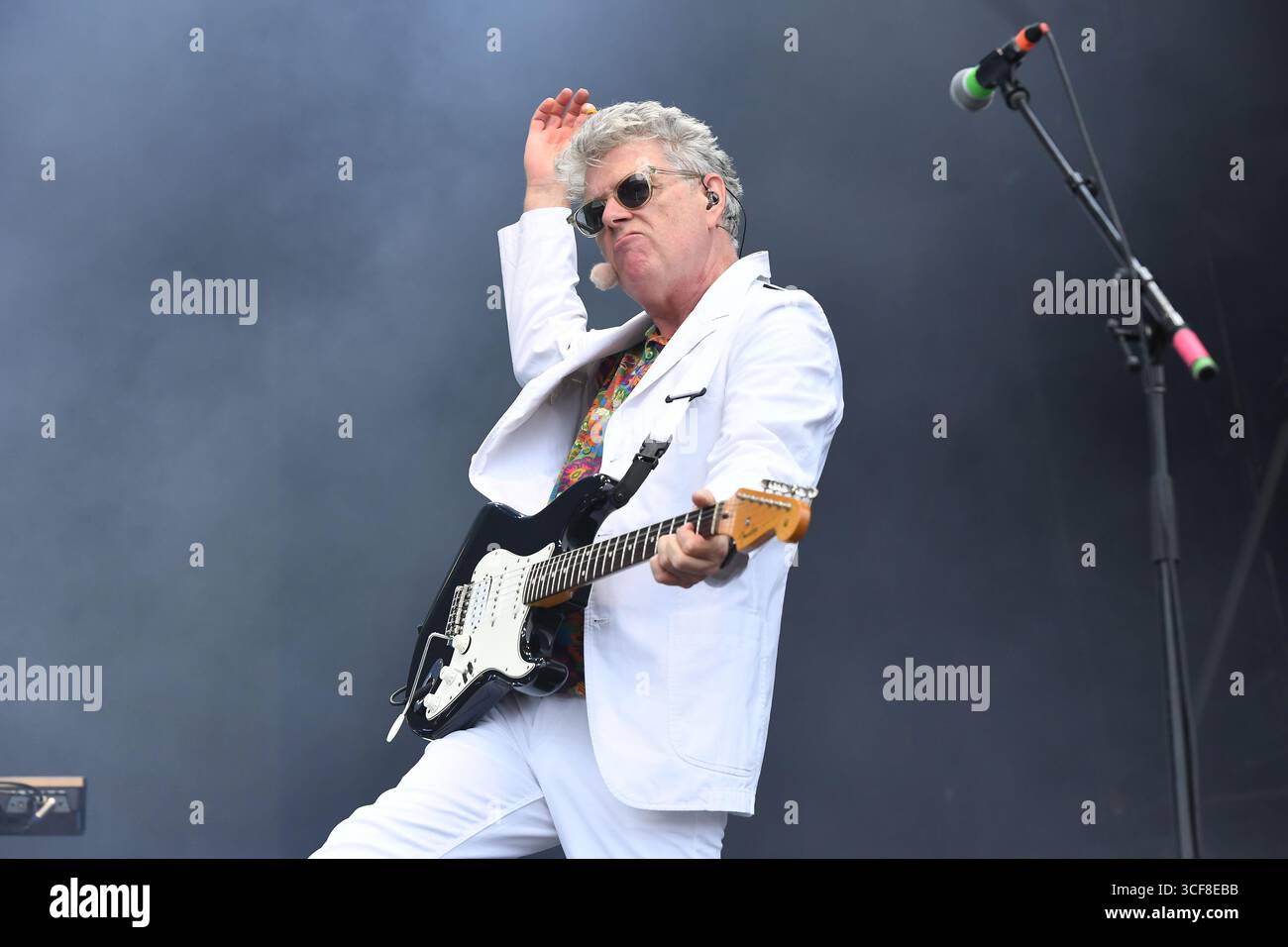 Thompson twins tom bailey hi-res stock photography and images - Alamy
