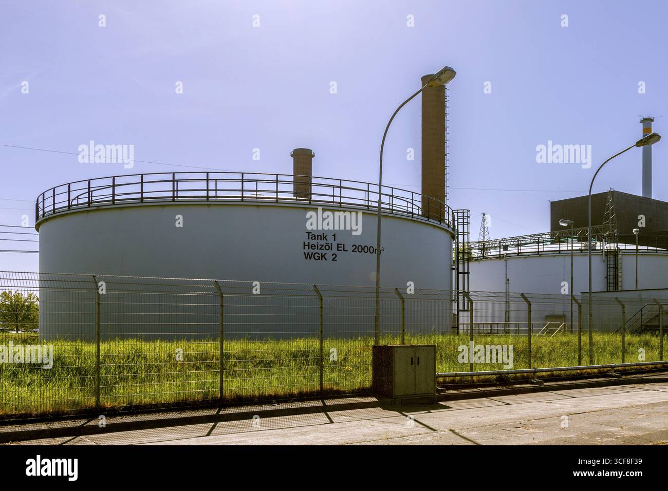 Fuel oil tank WGK 2 (water hazard class 2) at the Brunsbuettel gas ...