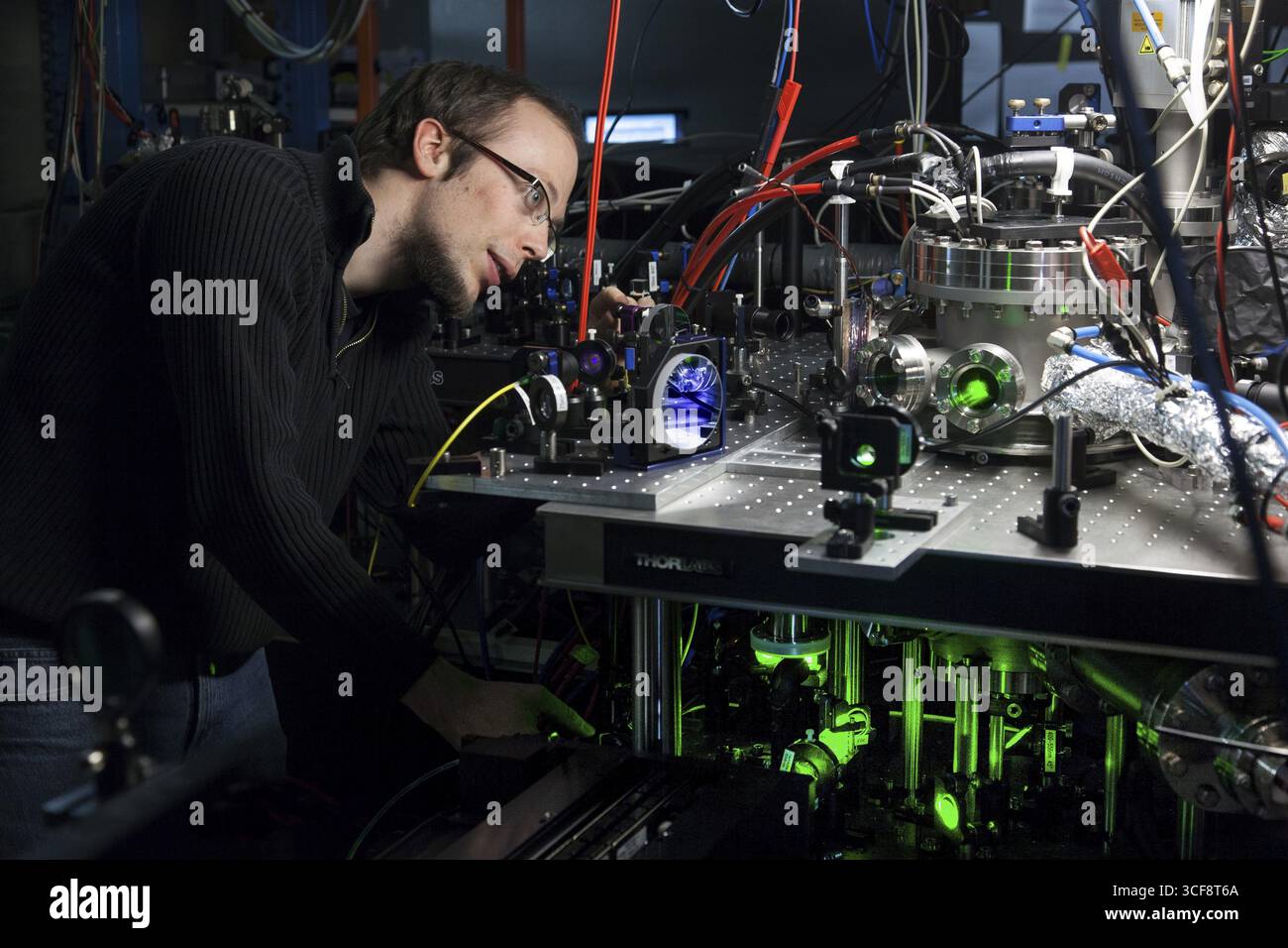 Laser laboratory of experimental physics at Heinrich Heine University ...