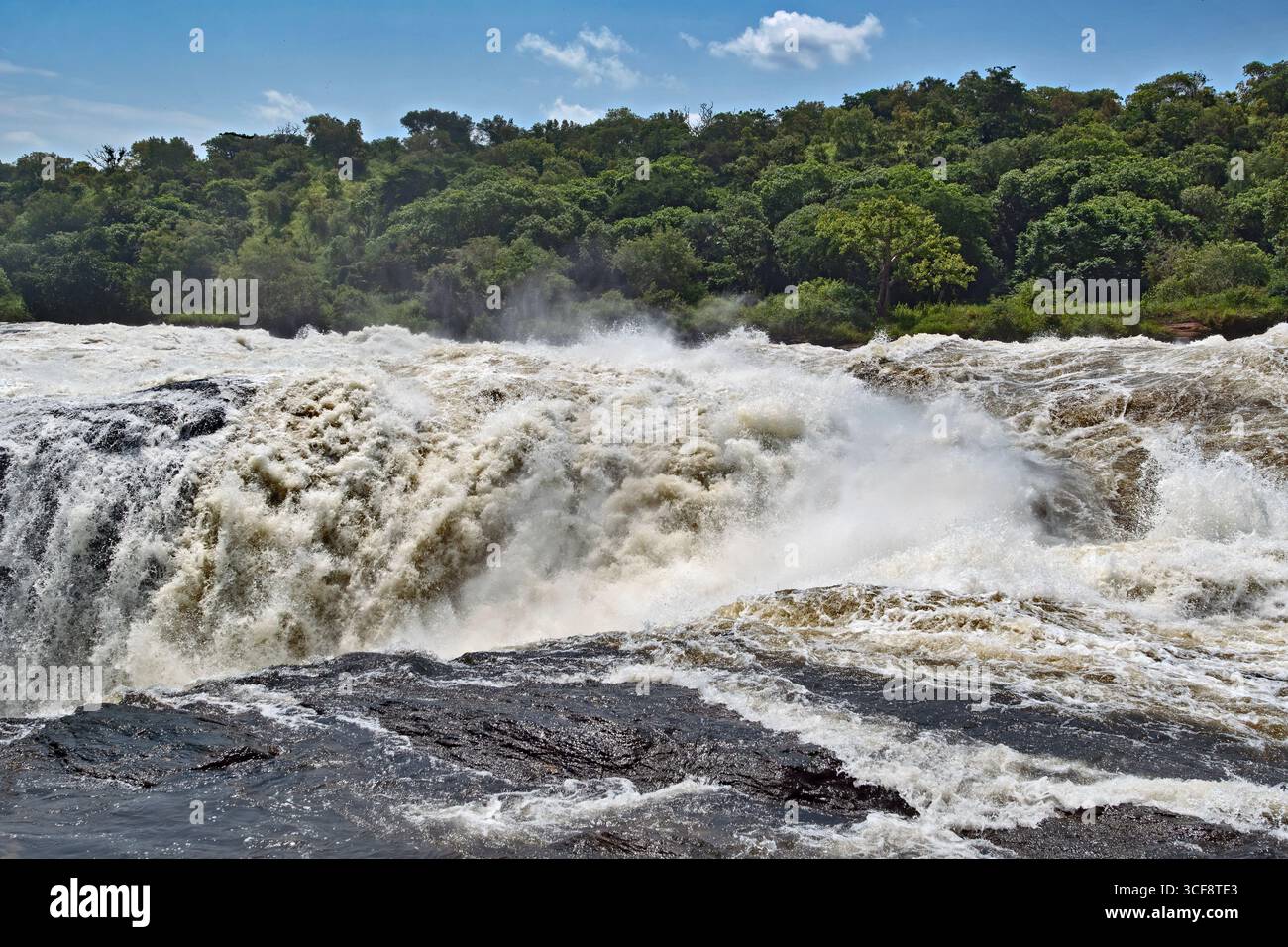 Murchison falls boat hi-res stock photography and images - Alamy