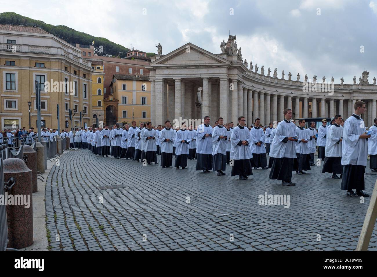 Vatican City, Vatican State. 21st Aug, 2025. Priests of the Priestly ...