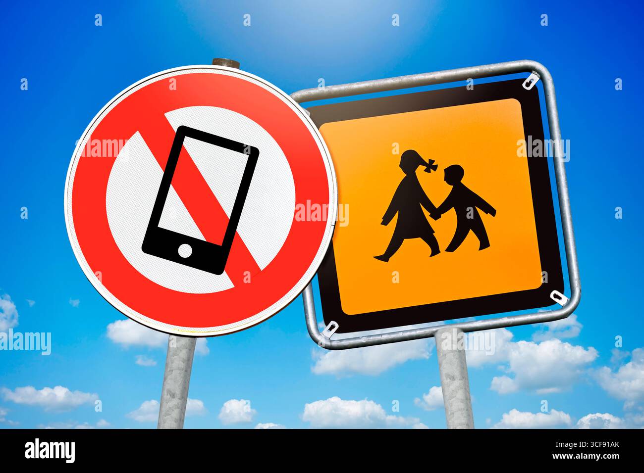 Handy verbot zeichen hi-res stock photography and images - Alamy