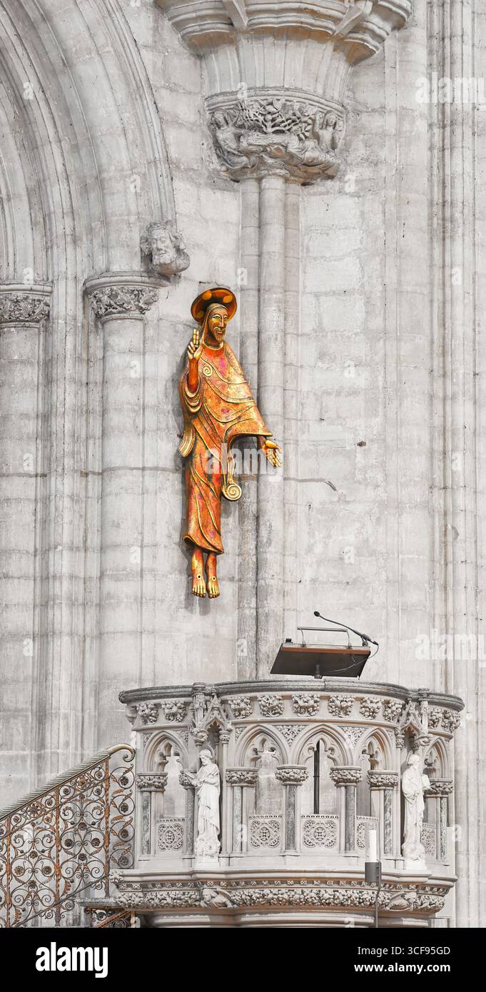 Statue of the risen Jesus Christ above the stone pulpit at Ely medieval ...