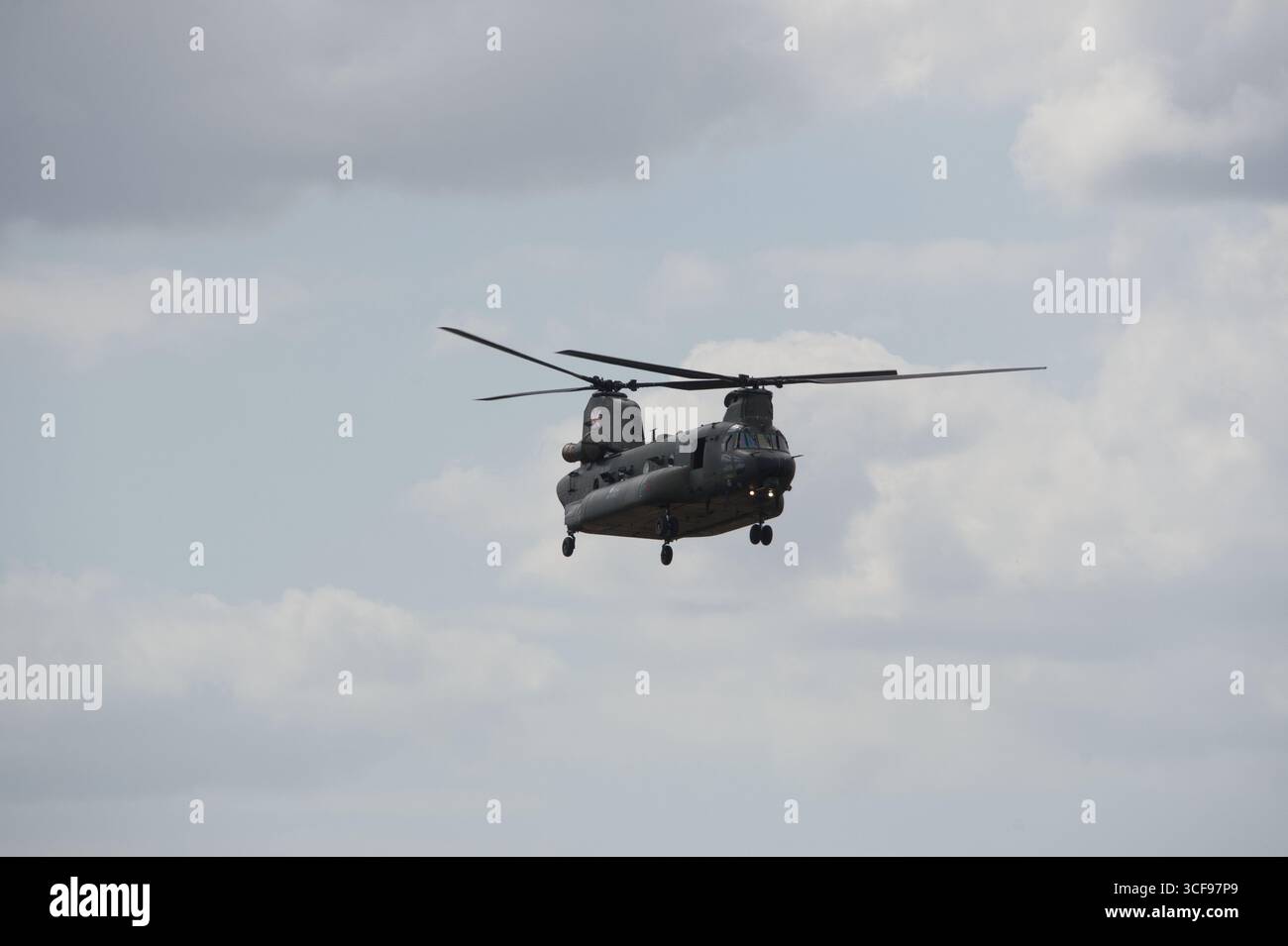 Utility helicopter taking off landing hi-res stock photography and ...