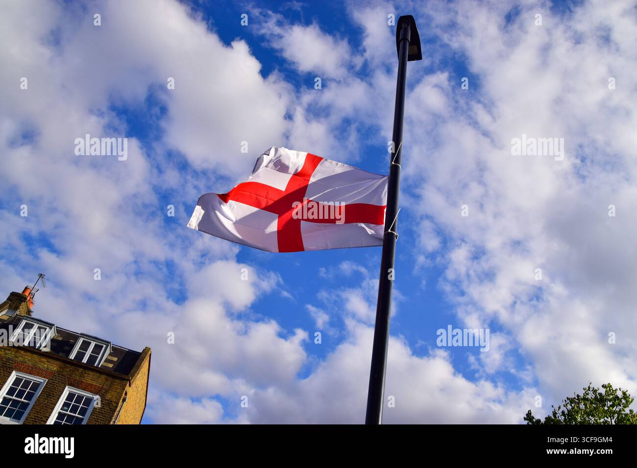 August 21, 2025, London, England, United Kingdom: An English flag, the ...