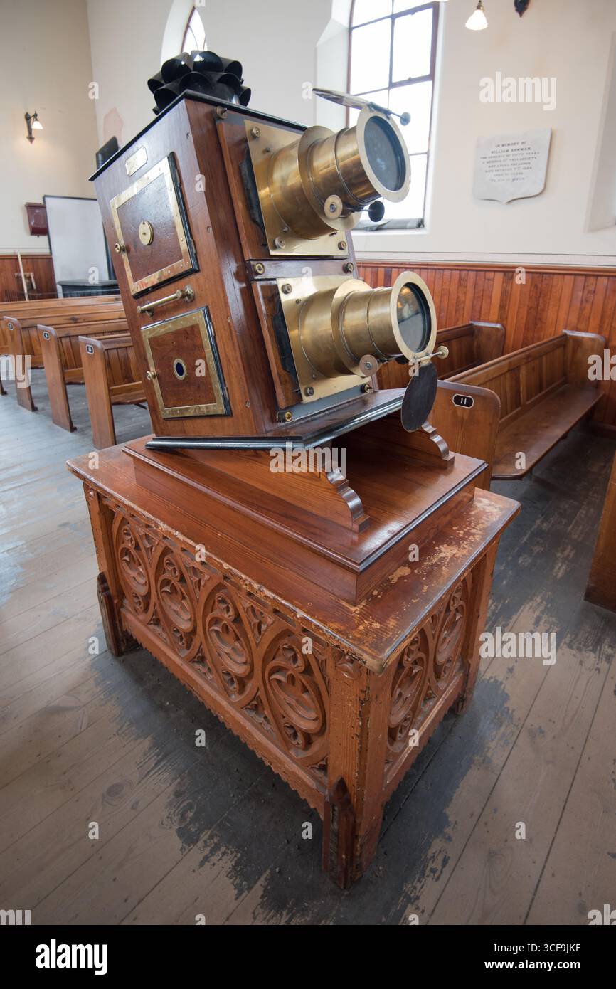 Pre cinematic apparatus hi-res stock photography and images - Alamy