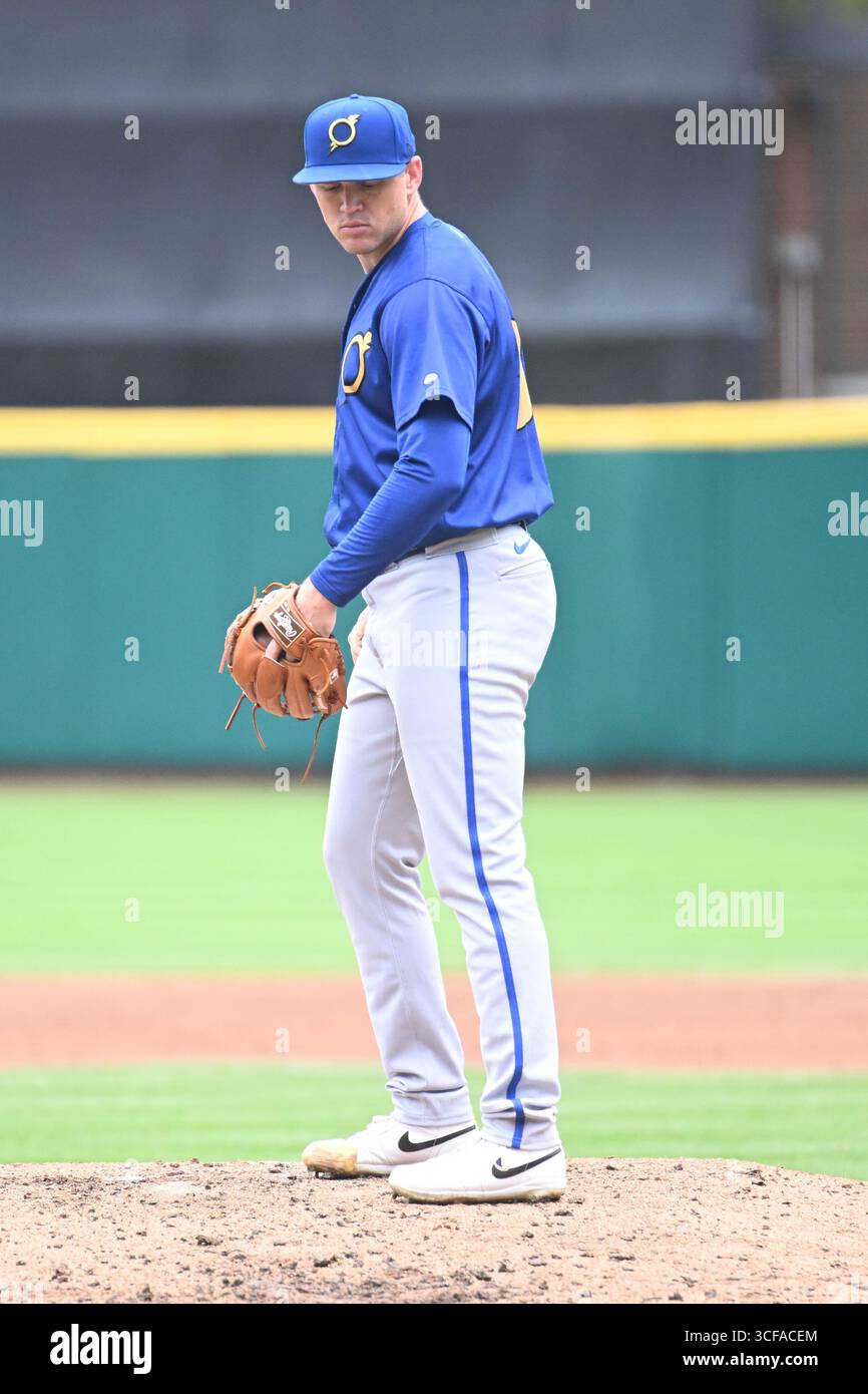 August 21, 2025: Omaha Storm Chasers pitcher Stephen Kolek (33) pitches ...