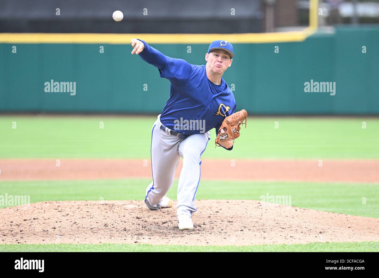 August 21, 2025: Omaha Storm Chasers pitcher Stephen Kolek (33) pitches against the Columbus ...