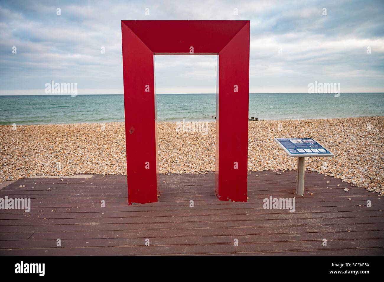 Bognor Regis Time Portal, Bognor Regis Beach, West Sussex Stock Photo ...
