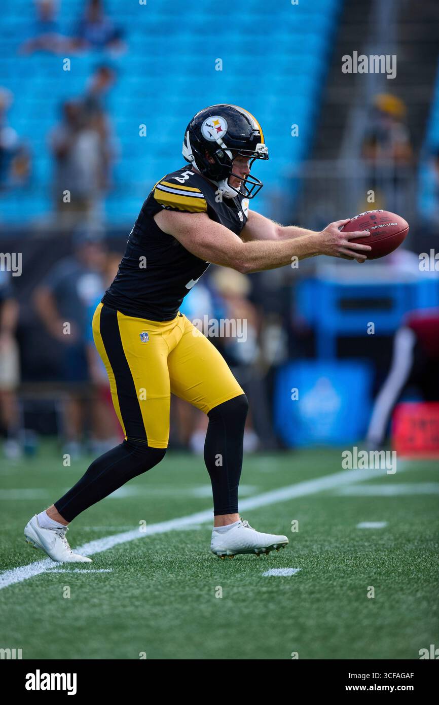 Pittsburgh Steelers punter Cameron Johnston (5) warms up prior to an ...