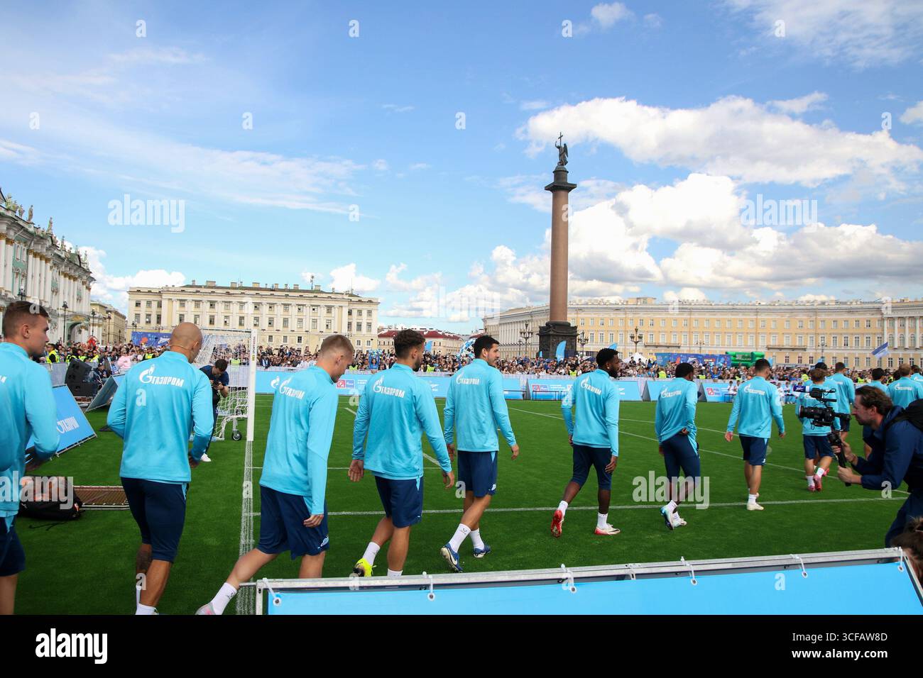 Players of the Zenit football club seen during an open training at the ...