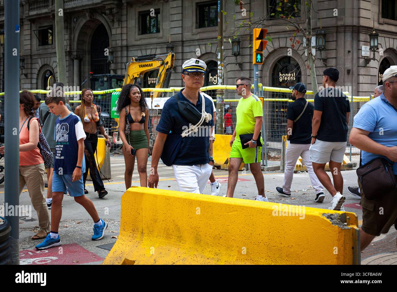 La rambla street popular hi-res stock photography and images - Alamy