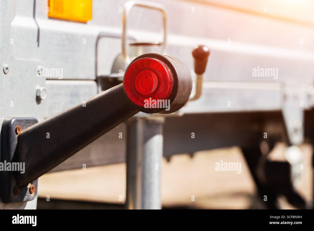 Electric turn signal, brake light and side lights on galvanized trailer ...