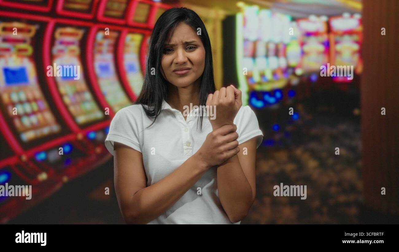 Woman experiencing wrist pain busy hi-res stock photography and images ...