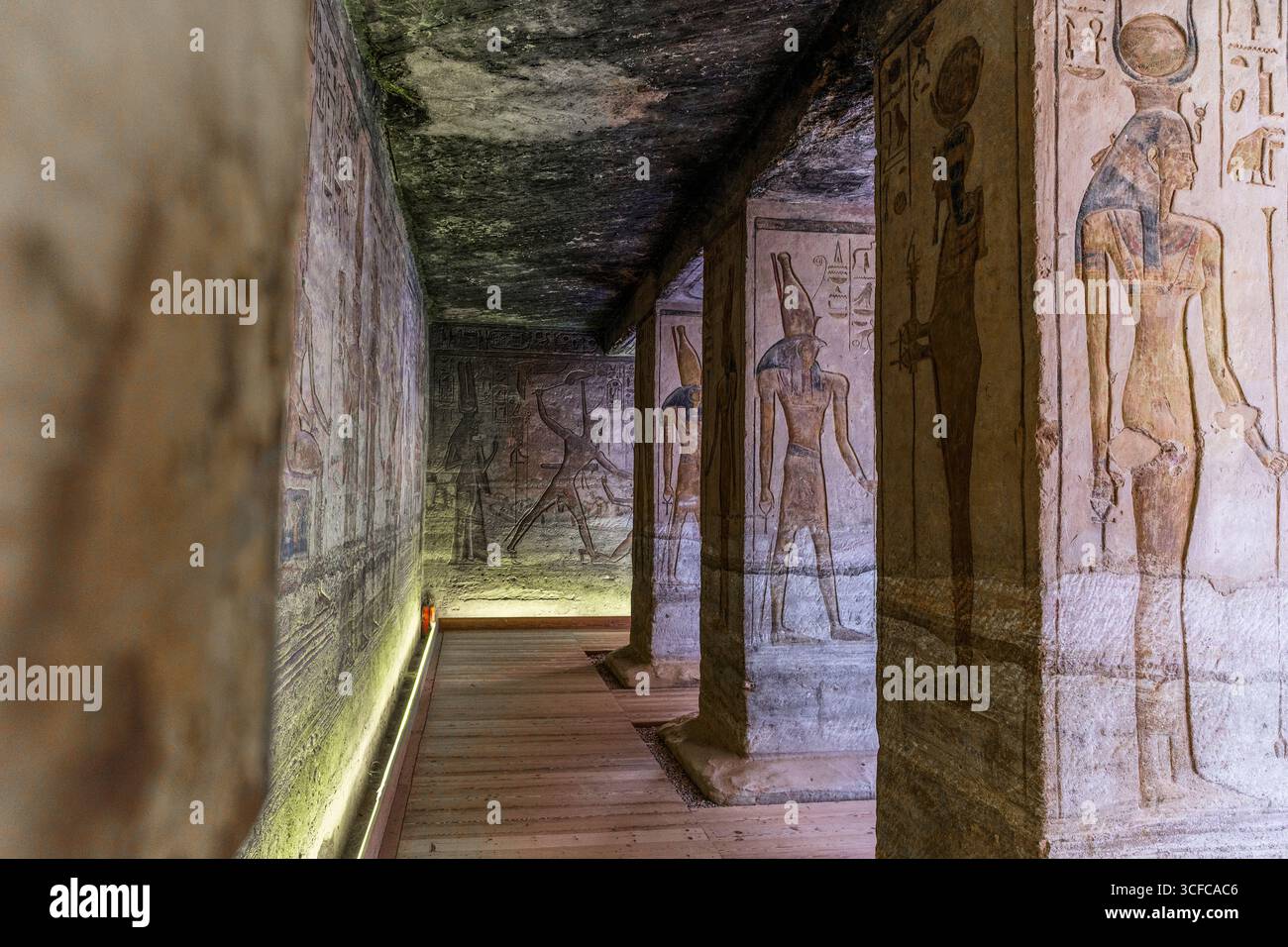 Ancient egyptian temple abu hi-res stock photography and images - Alamy