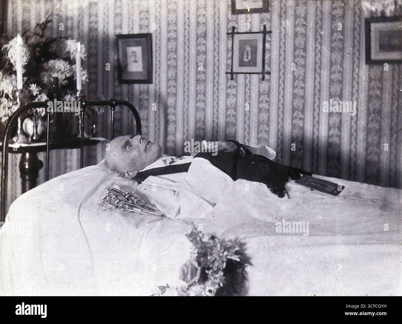 Friern Hospital, London: a dead man, probably a clergyman, 1890/1910 ...
