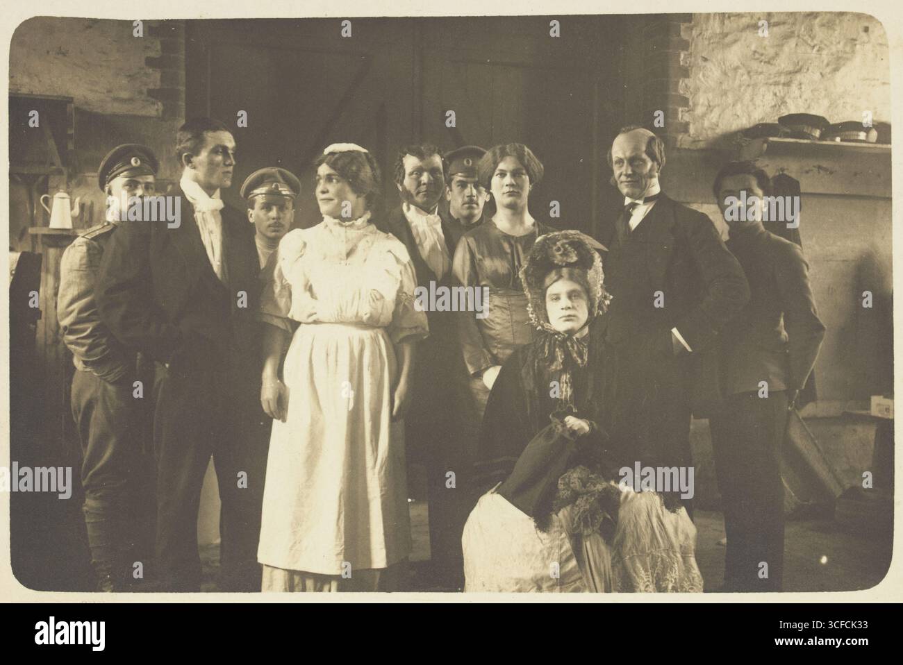 World war one prisoner of war group hi-res stock photography and images ...