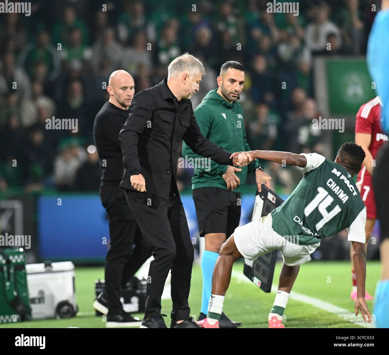 Hibernian vs legia warszawa hibs miguel chalwa hi-res stock photography ...