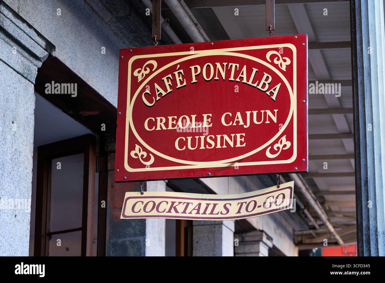 Cafe pontalba hi-res stock photography and images - Alamy