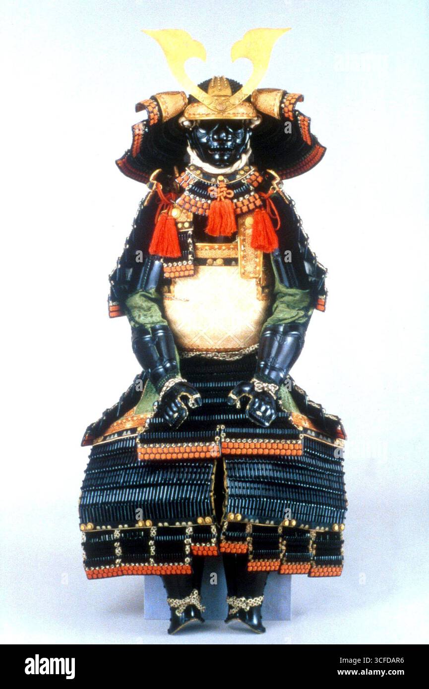 Samurai Art Armour suit in the Gusoku style Edo period 18th Century ...