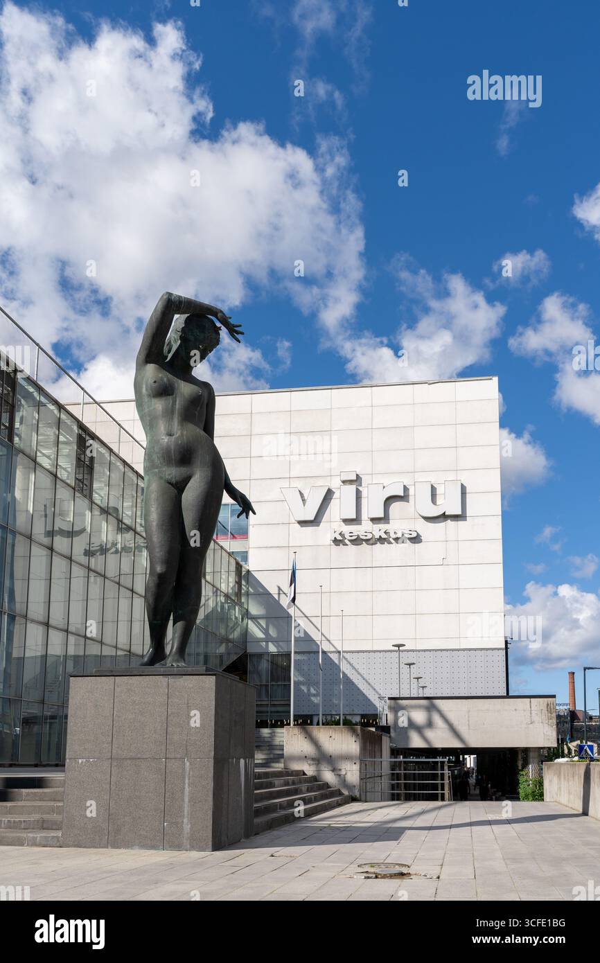 21.08.2025, Tallinn, Estonia: Bronze female statue in front of Viru ...