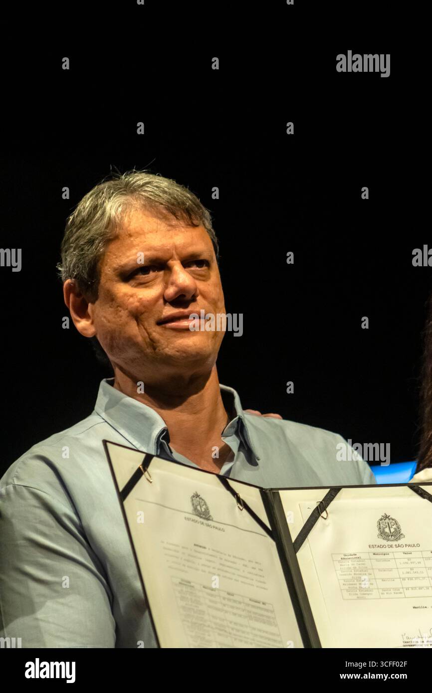 MARíLIA, SP - 22.08.2025: CARAVANA 3D EM MARíLIA - São Paulo State ...