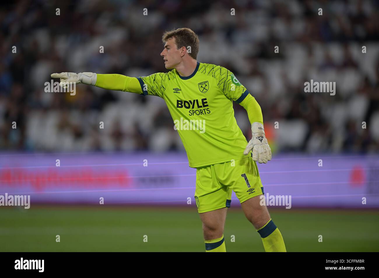 London UK 22nd August 2025. Mads Hermansen West Ham gOLAKEEPER during ...