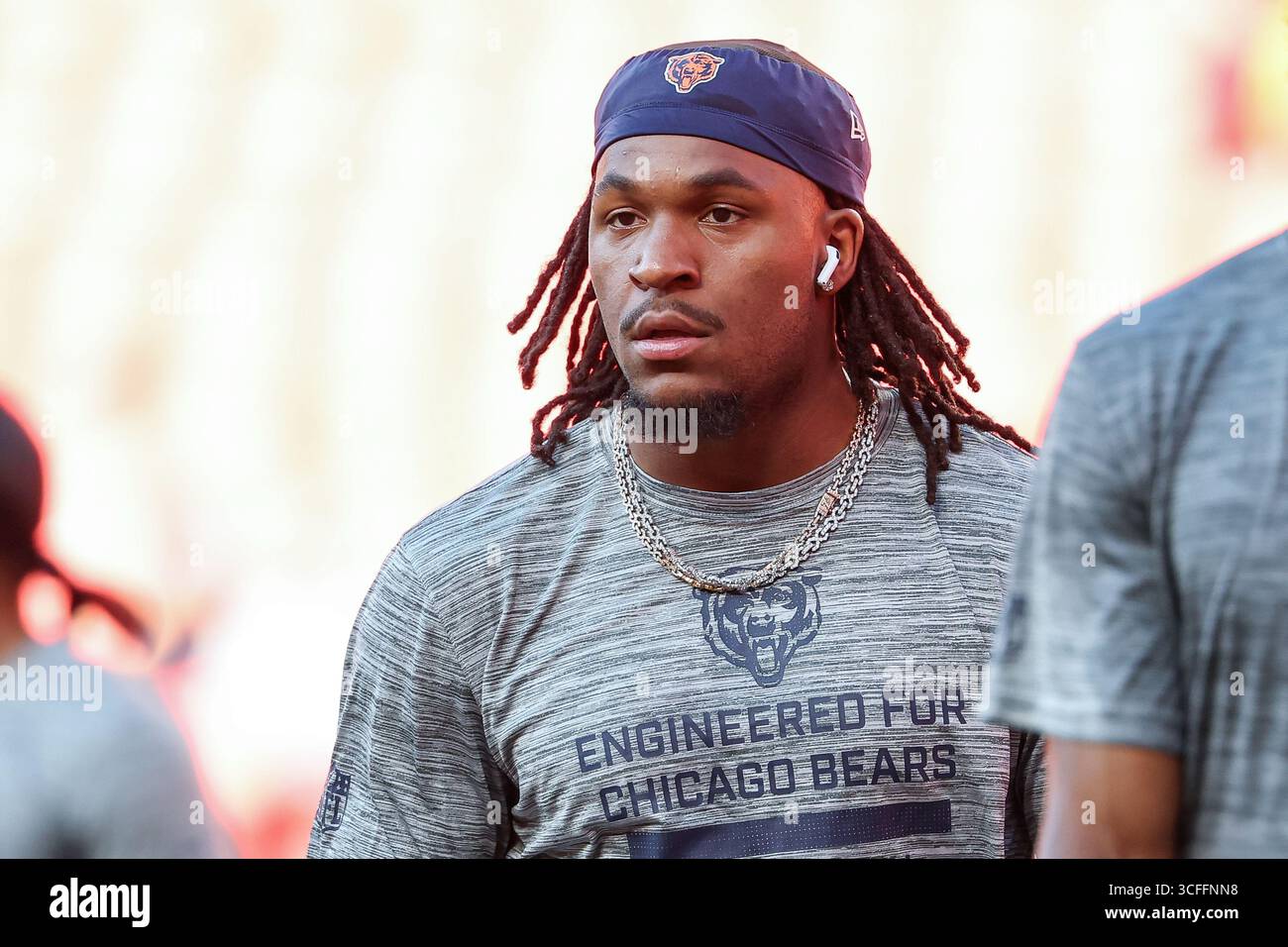 August 22, 2025: Chicago Bears wide receiver Luther Burden III (87 ...