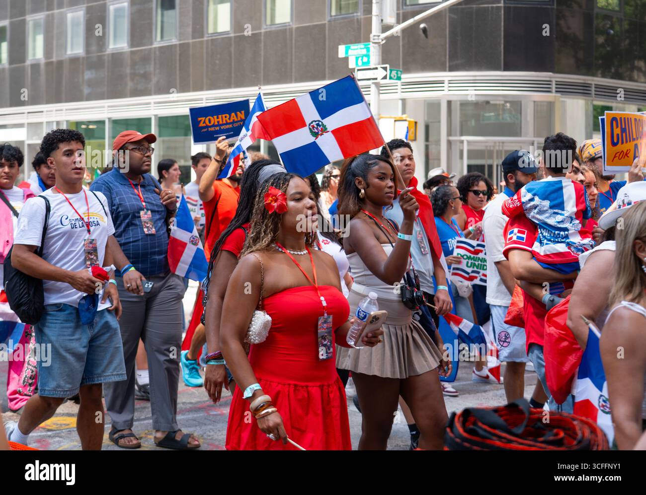 Crowds of spectators cheer on the participants in the 2025 National ...