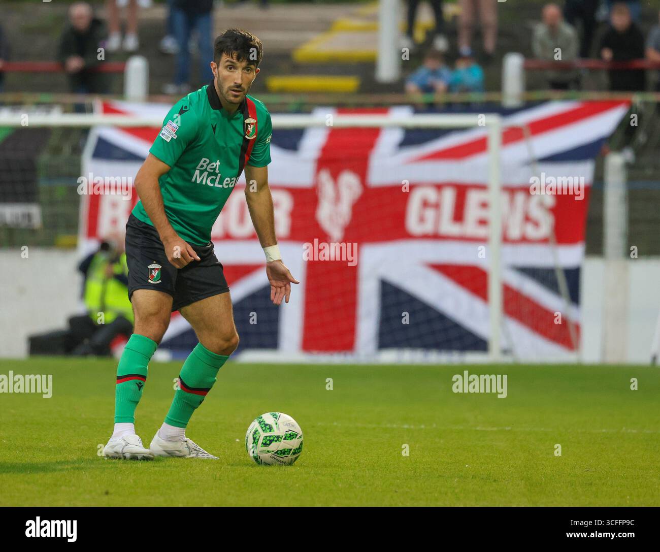 Danny amos irish league player hi-res stock photography and images - Alamy
