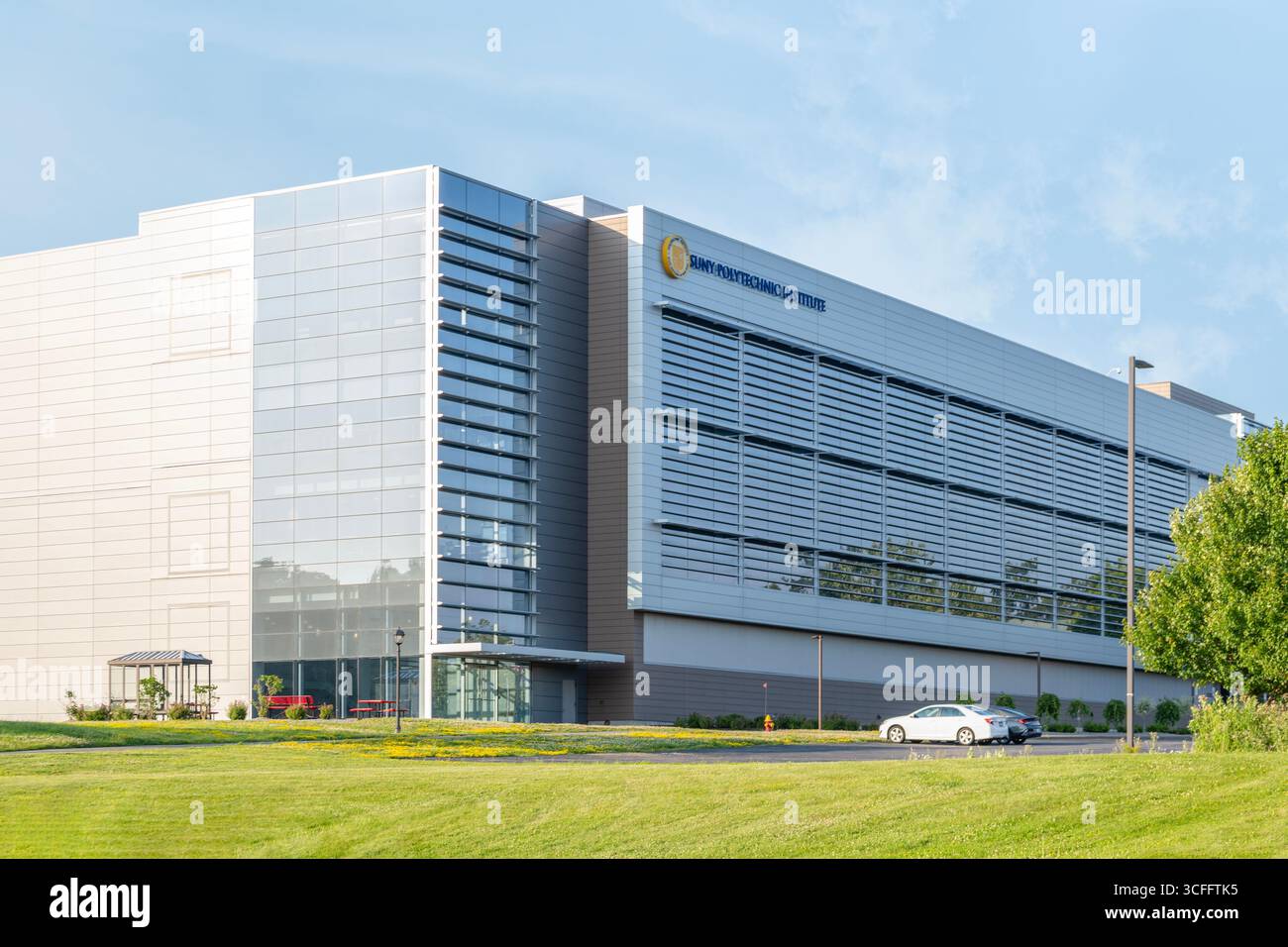 Suny poly hi-res stock photography and images - Alamy